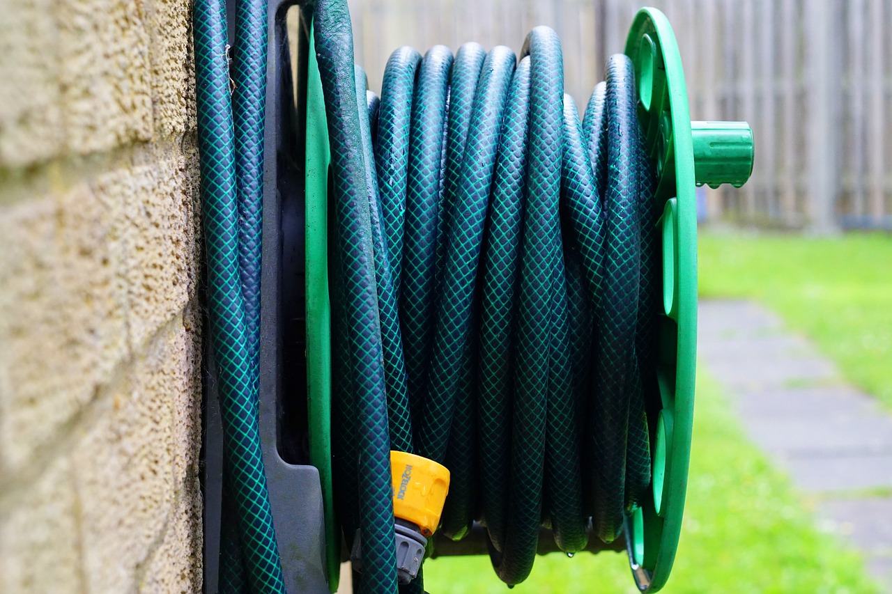 Hoses, Cords, Wires, Chains – Just Trash ‘Em! - Communities for Recycling